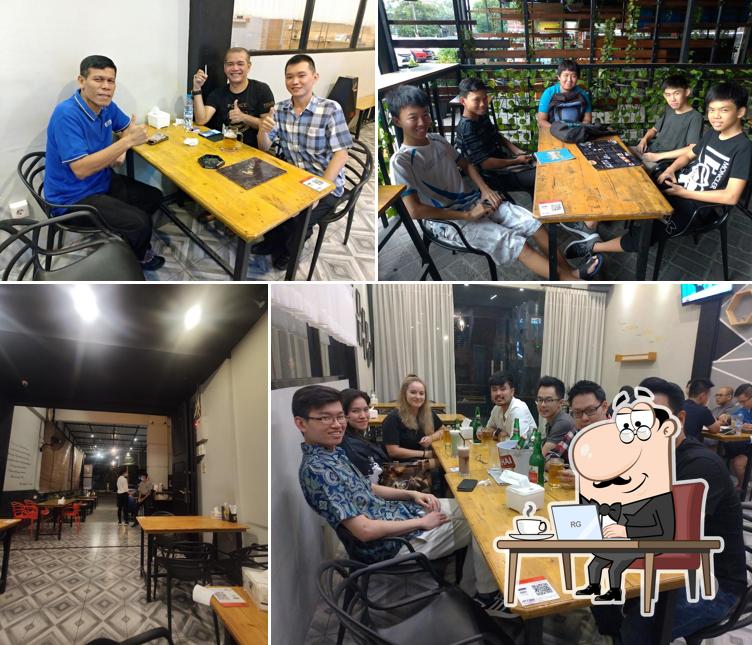 D'raja Coffee Multatuli, Medan - Restaurant menu, prices and reviews