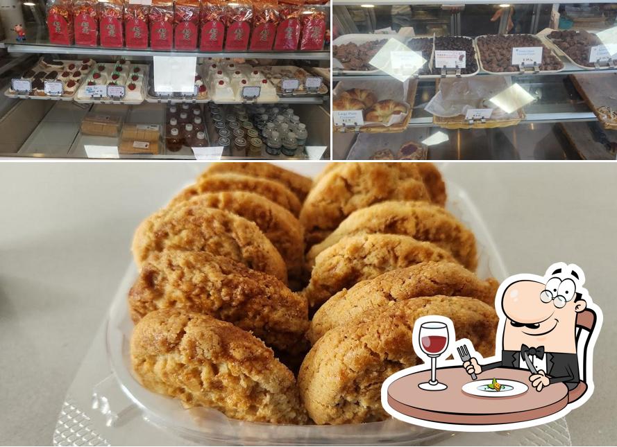 Phoenix Bakery, Los Angeles - Restaurant menu, prices and reviews