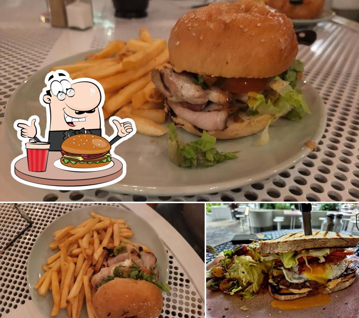 The Komo, Redcliffe - Restaurant menu, prices and reviews