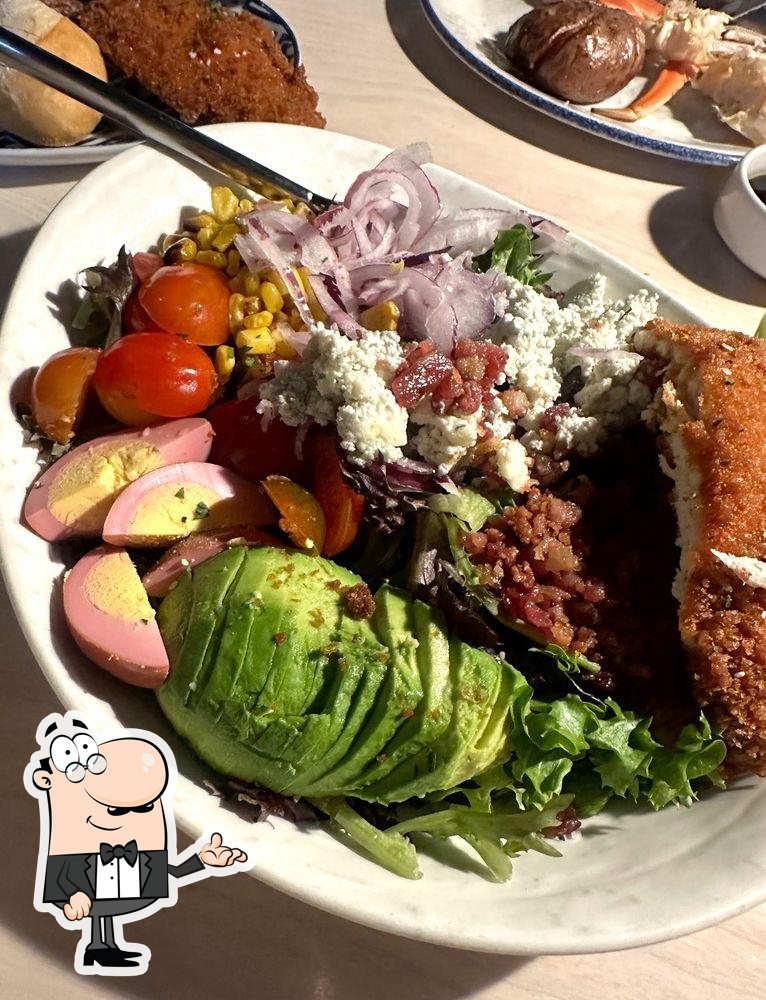 The Lot at Edgewater, Oakmont - Restaurant menu, prices and reviews