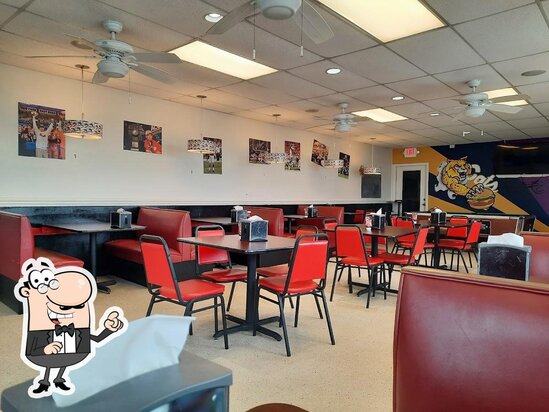 World Class Cheeseburgers, Seneca - Restaurant menu, prices and reviews