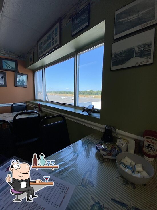 Midfield Cafe, Nashua - Restaurant menu, prices and reviews